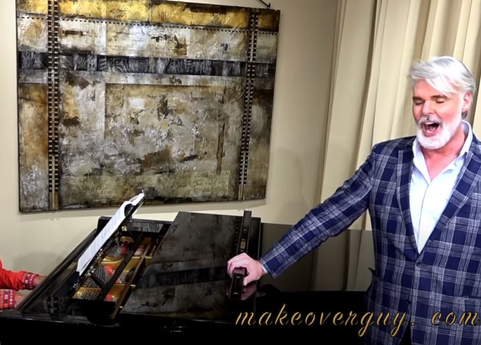 66-Year-Old Looks 20 Years Younger With Blonde Makeover